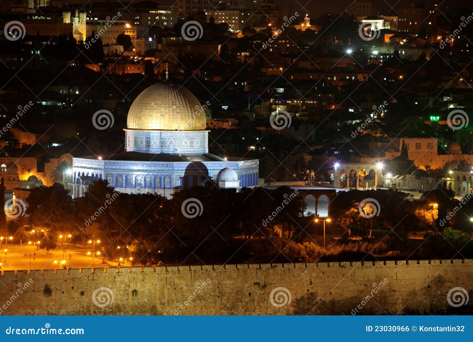 Night view of Temple Mount stock photo. Image of history - 23030966