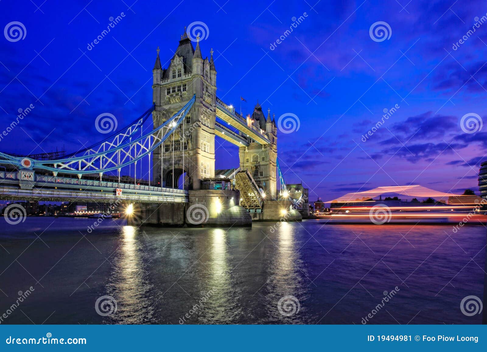 Night View of Tower Bridge in London Stock Image - Image of tower ...