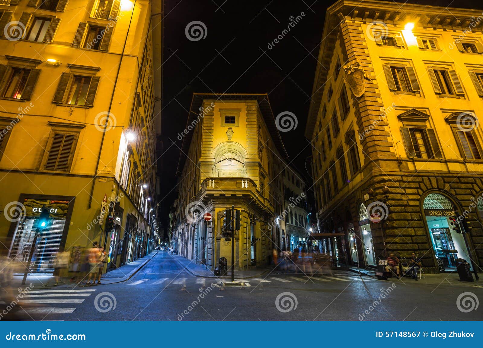 Night View of the Town Square in Florence Italy Editorial Photography ...