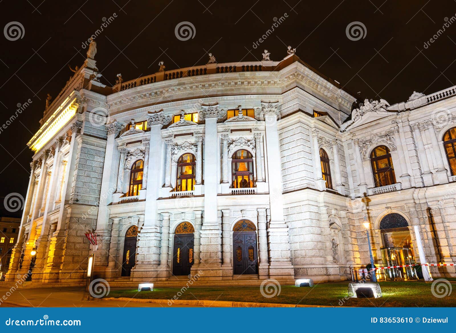 Night View of Vienna State Opera House Stock Photo - Image of austria ...