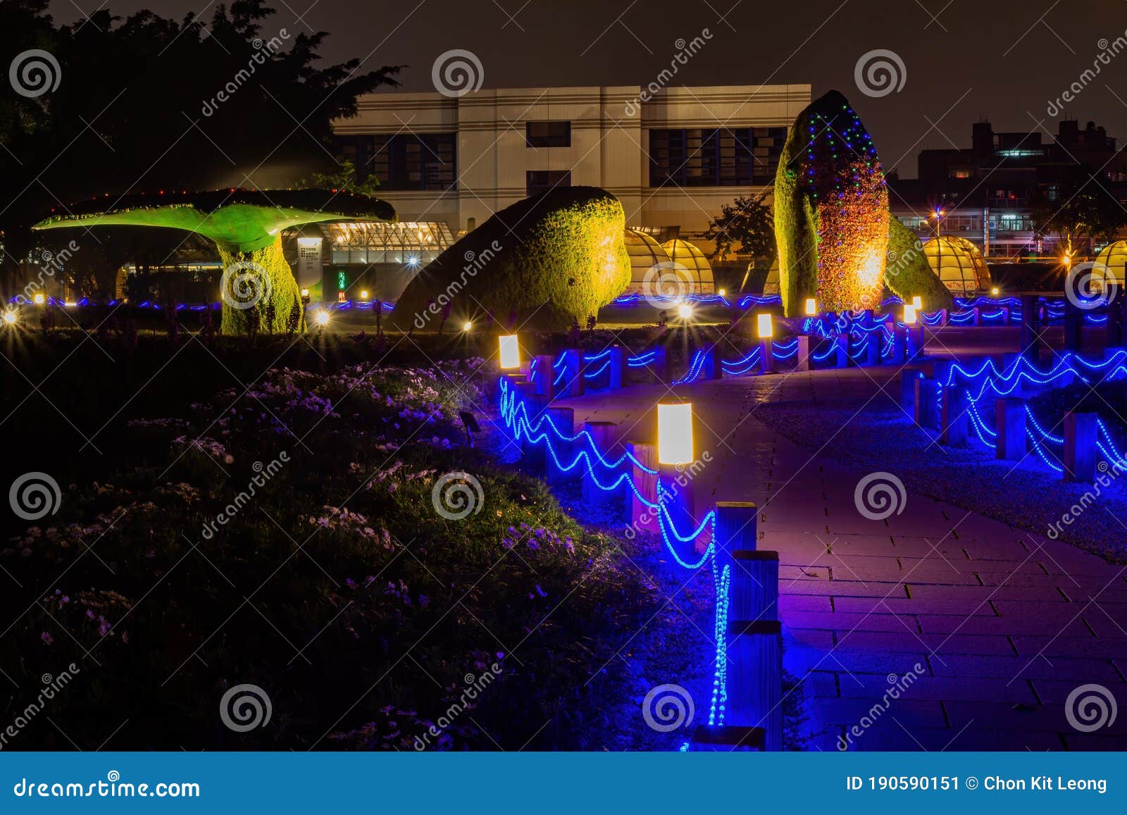 An Egg Shape Structure By Isozaki Architect In Doha Editorial Image ...