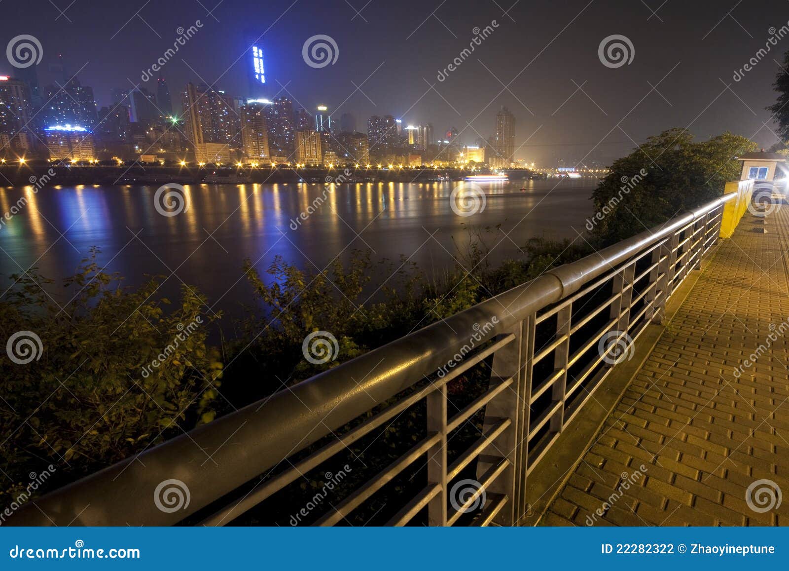 Night View from Yangtze Riverside Road Stock Photo - Image of bridge ...
