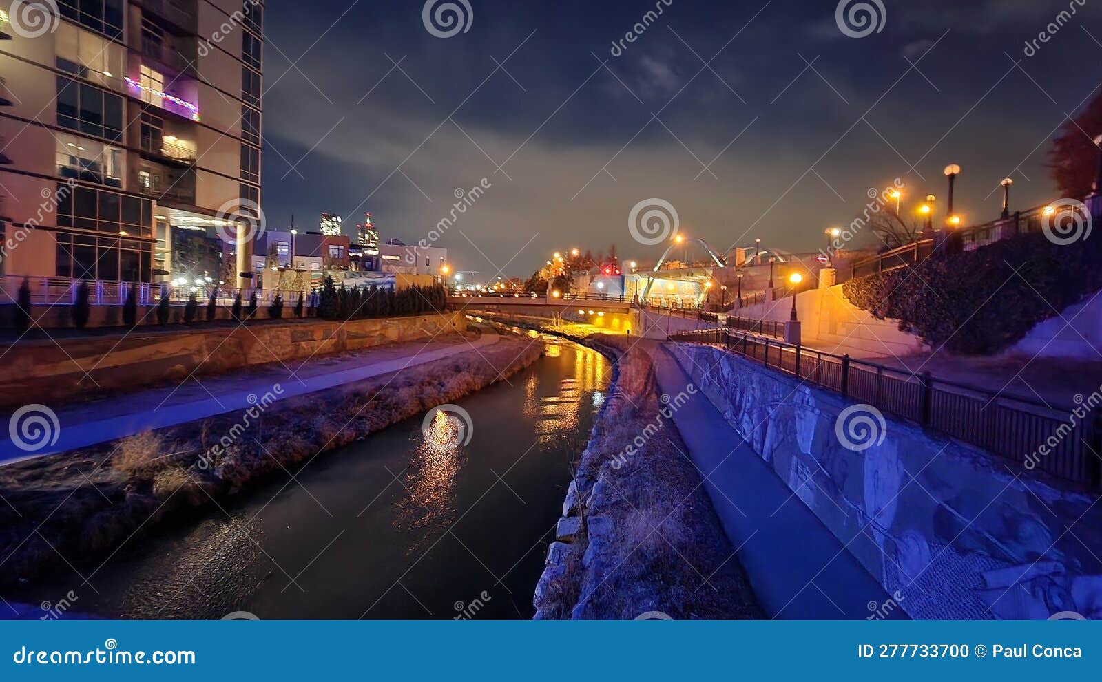 Night Walk Through. The Treasury Of Petra Is Seen By Night. Royalty ...