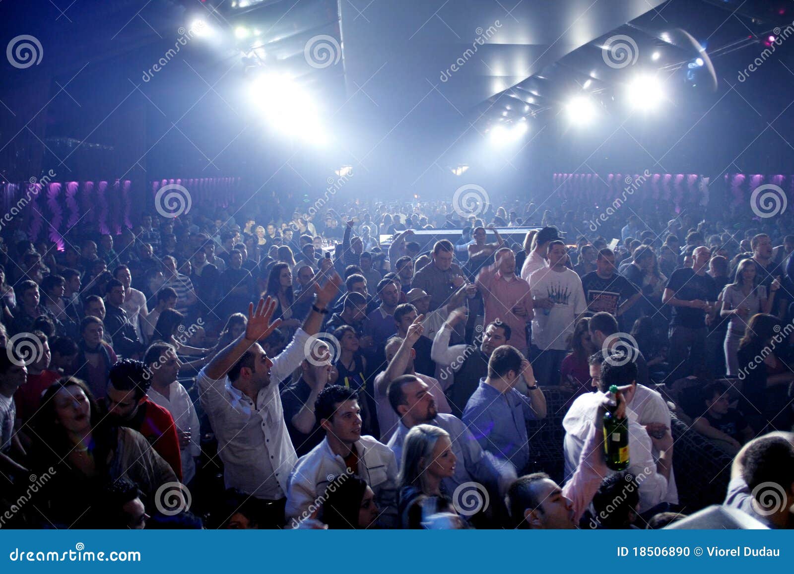 Nightclub party people editorial image. Image of attractive - 18506890