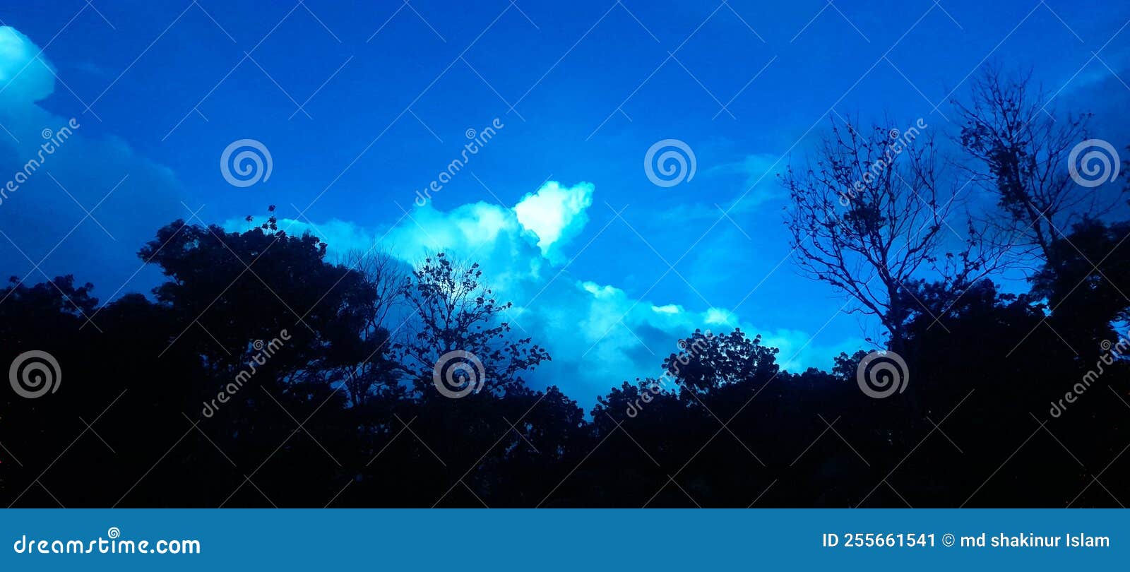 A Nightfall Beautiful Green Cloud Sky Stock Image - Image of cloud ...