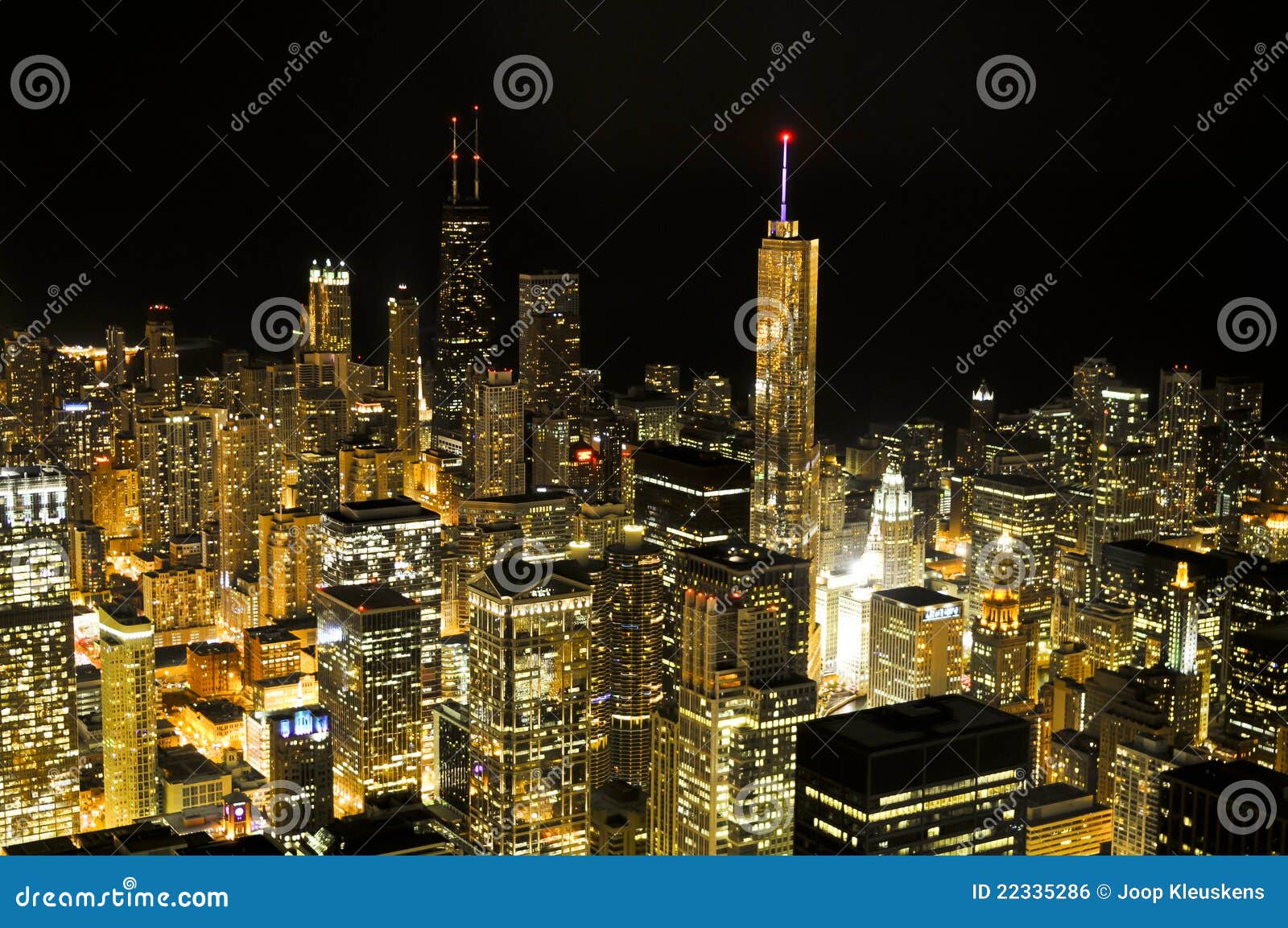 Nightview of Downtown Chicago Stock Photo - Image of city, landmark ...