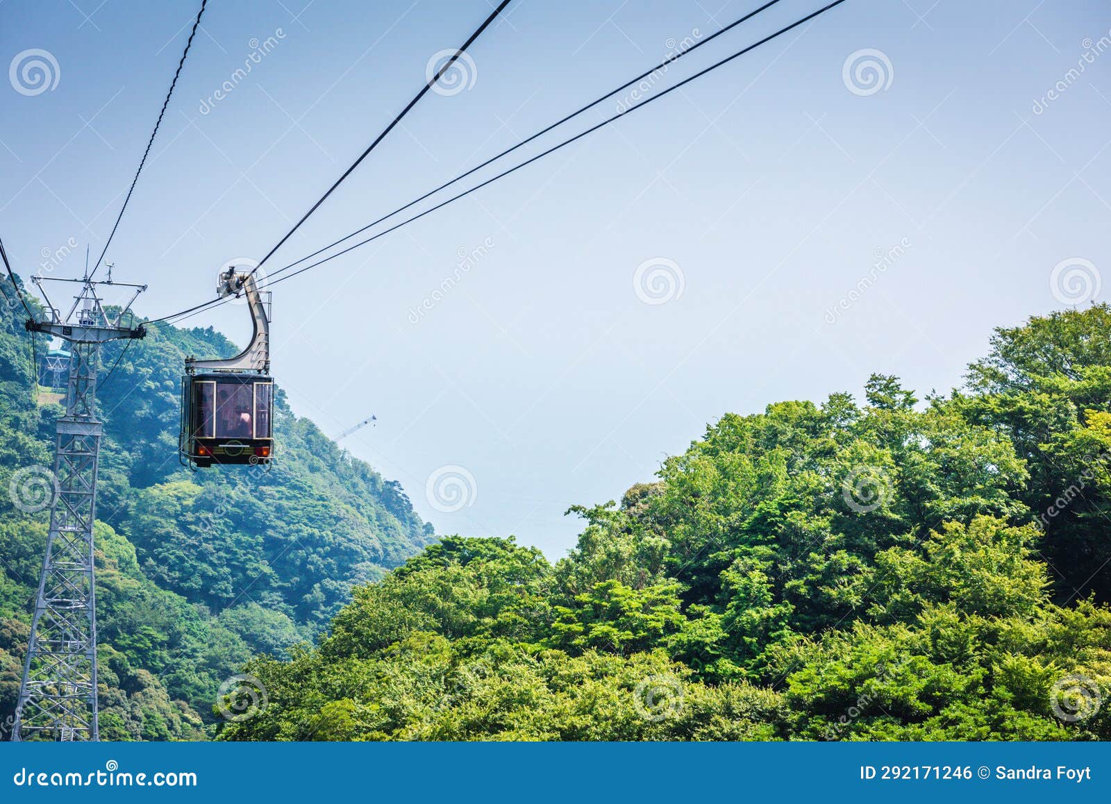 Nihondaira Ropeway Cable Car Stock Photo - Image of tourist, shrine ...