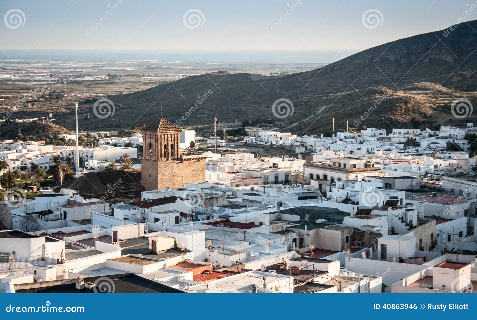 Nijar Espagne photo stock. Image du église, andalousie - 40863946
