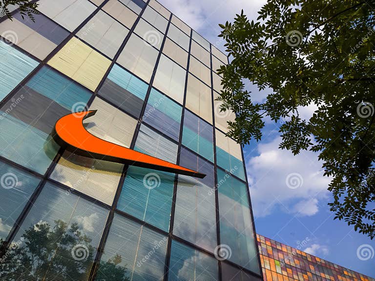 Nike Store editorial image. Image of athletic, color - 41523870