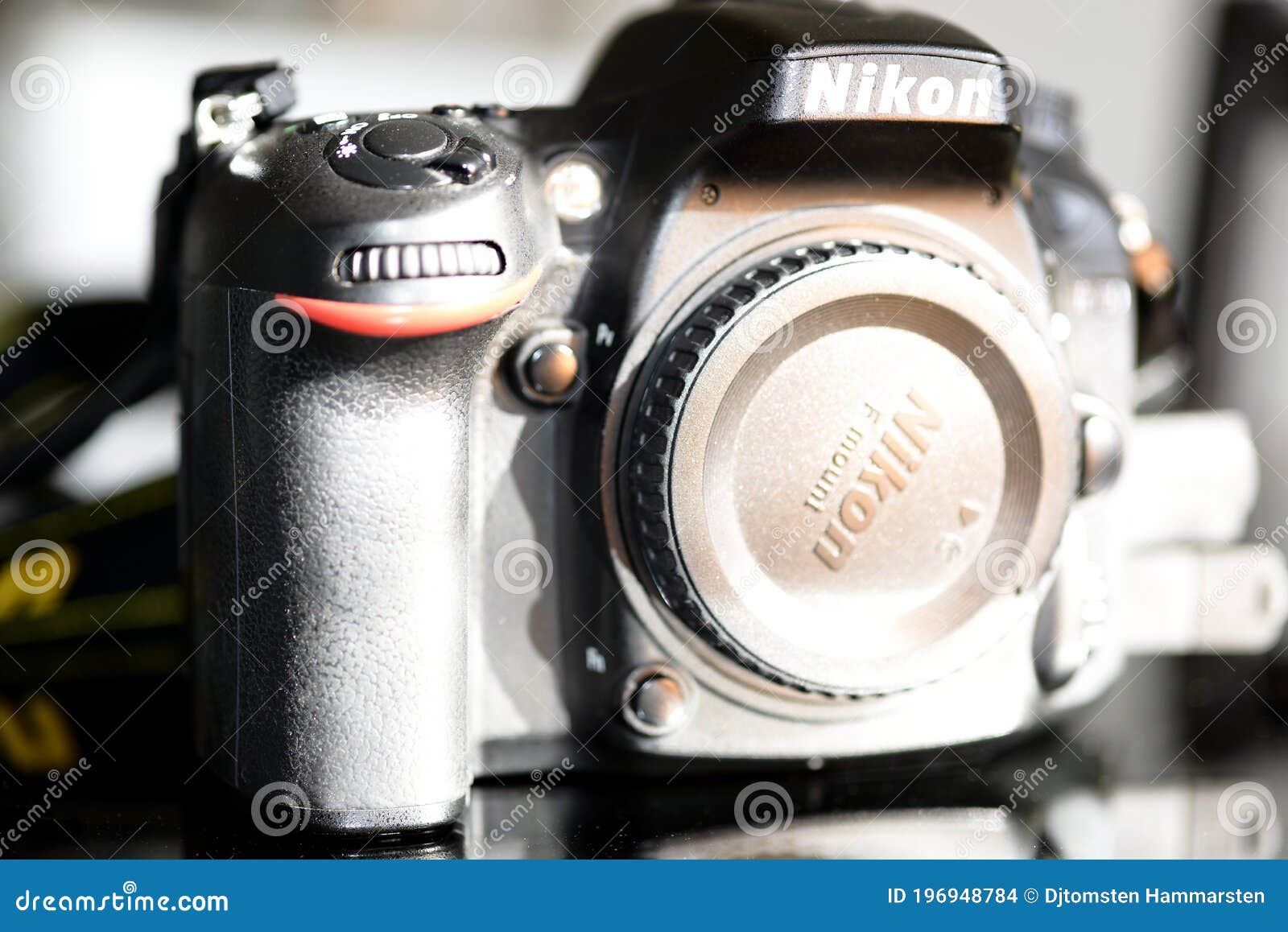 Nikon D7100 Dls Camera in Closeup Editorial Stock Image - Image of ...