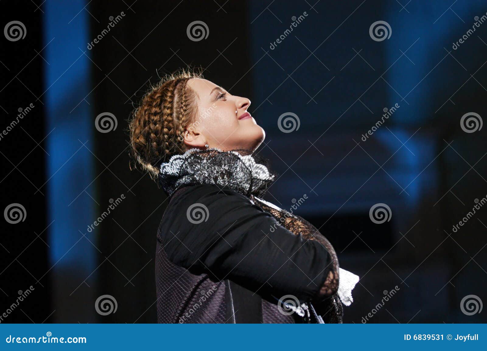 Nino Katamadze - Famous Jazz Singer From Georgia Performs With Insight ...