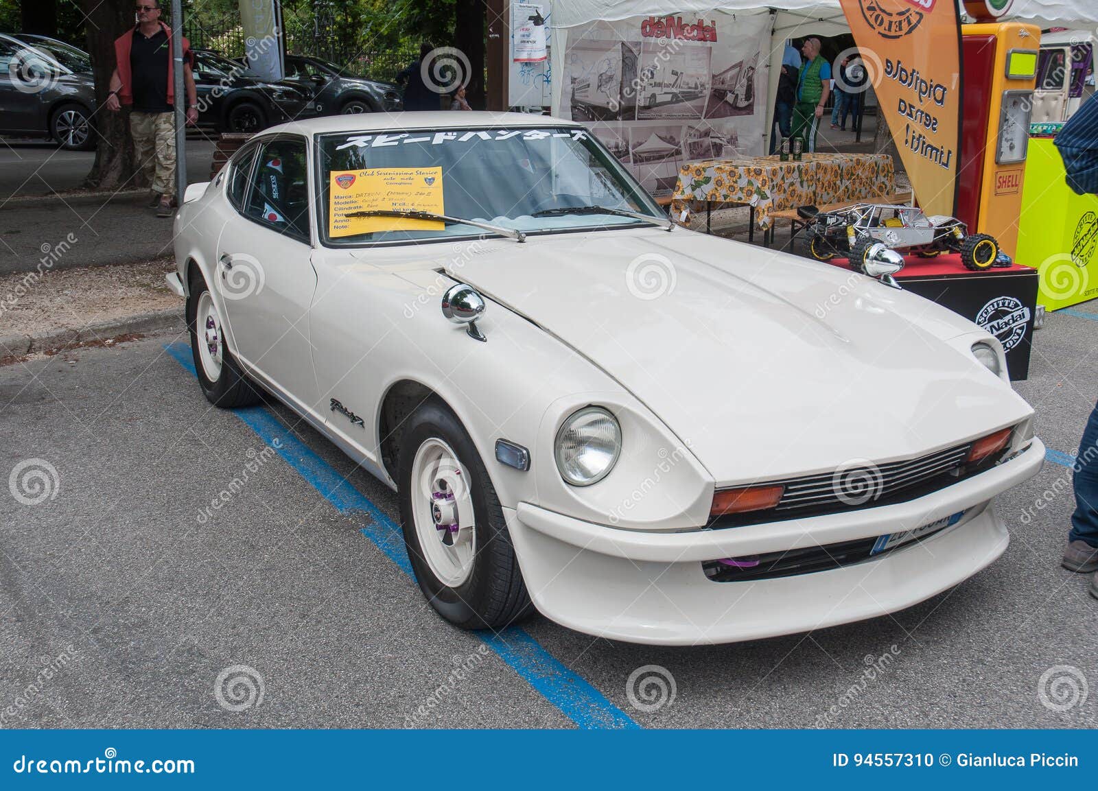Nissan Datsun imagen editorial. Imagen de vendimia, automotor - 94557310