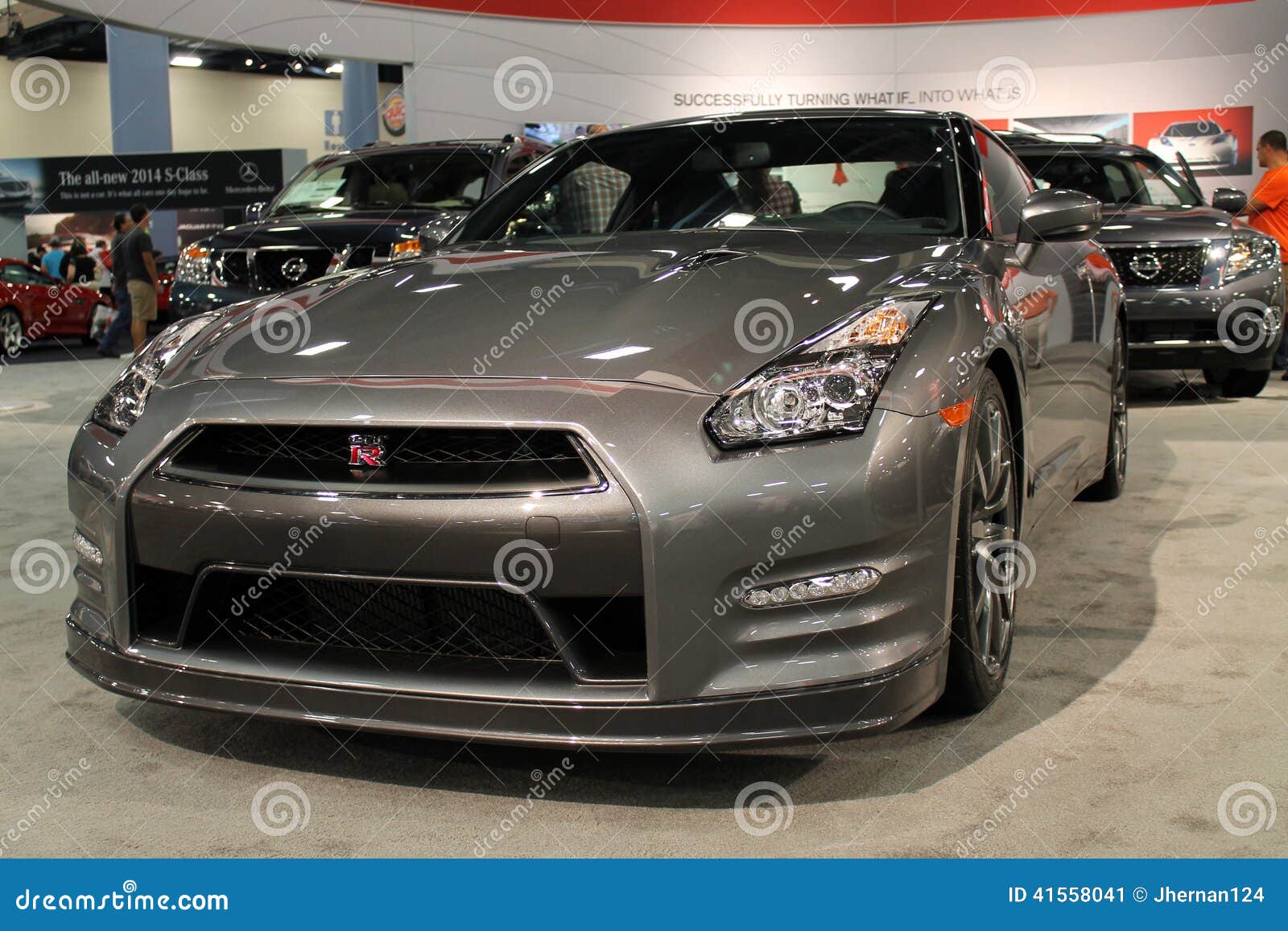 Nissan gtr foto editorial. Imagen de automotor, frente - 41558041