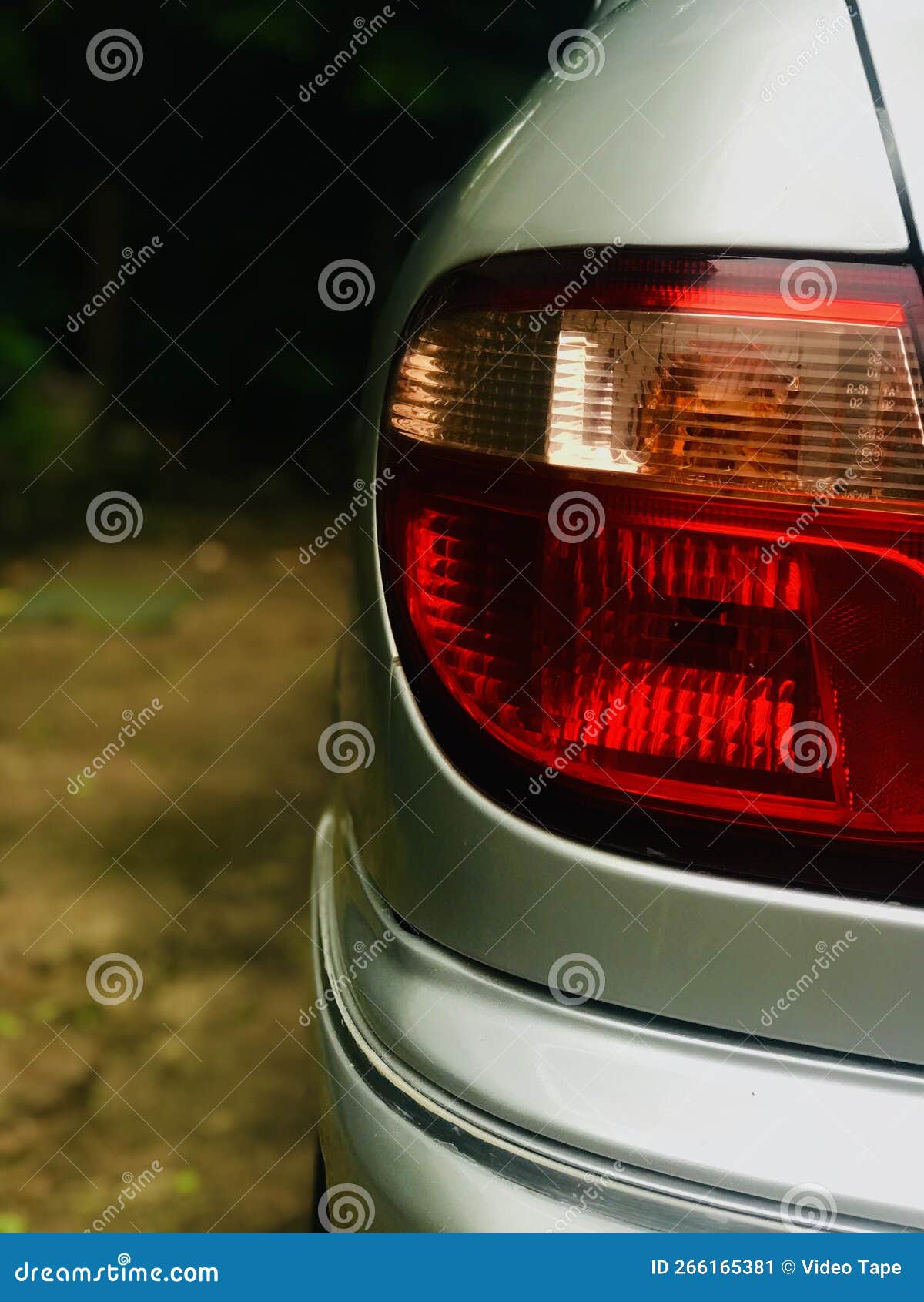 2003 nissan n16 - Car editorial photo. Image of light - 266165381