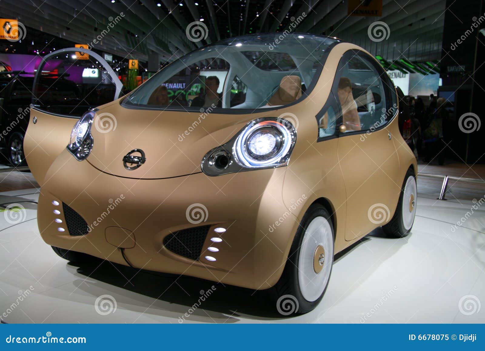 NISSAN NUVU editorial image. Image of details, electric - 6678075