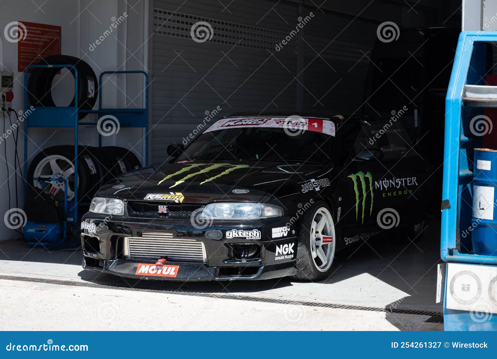 Nissan Skyline GT-R R33 Pit Racing Black Editorial Photography - Image ...