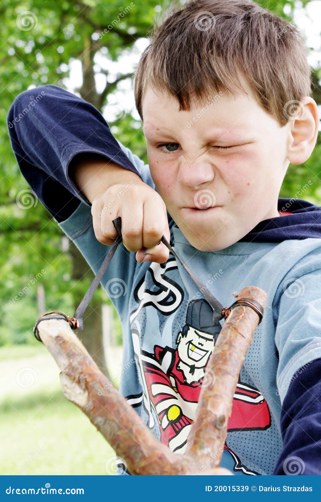 Niño Travieso Imágenes De Archivo Libres De Regalías Imagen 20015339
