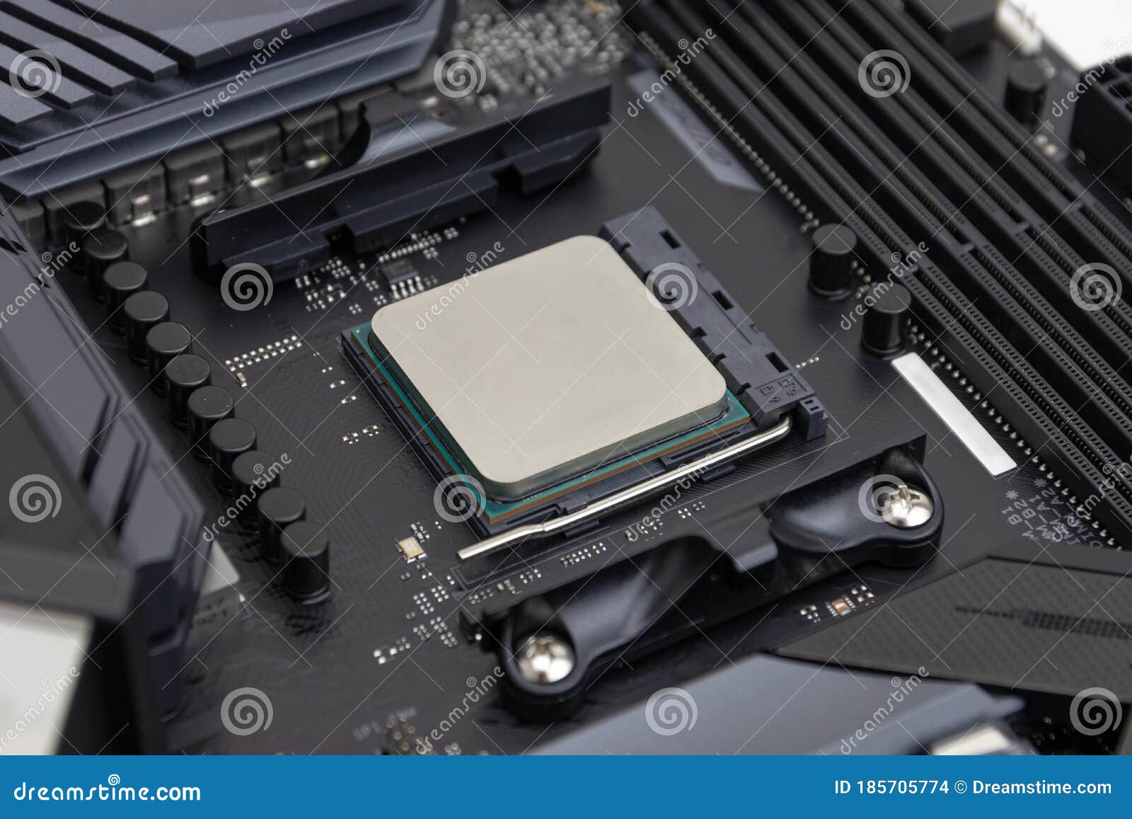 7 Nm Computer Processor CPU Inserted in a Motherboard Socket Stock ...