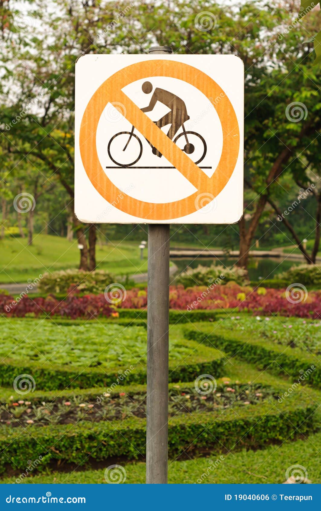 No bike riding sign stock photo. Image of prohibit, black - 19040606