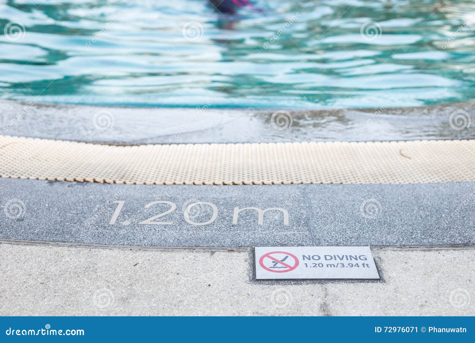 NO DIVING Sign on the Side of Swimming Pool Stock Image - Image of ...