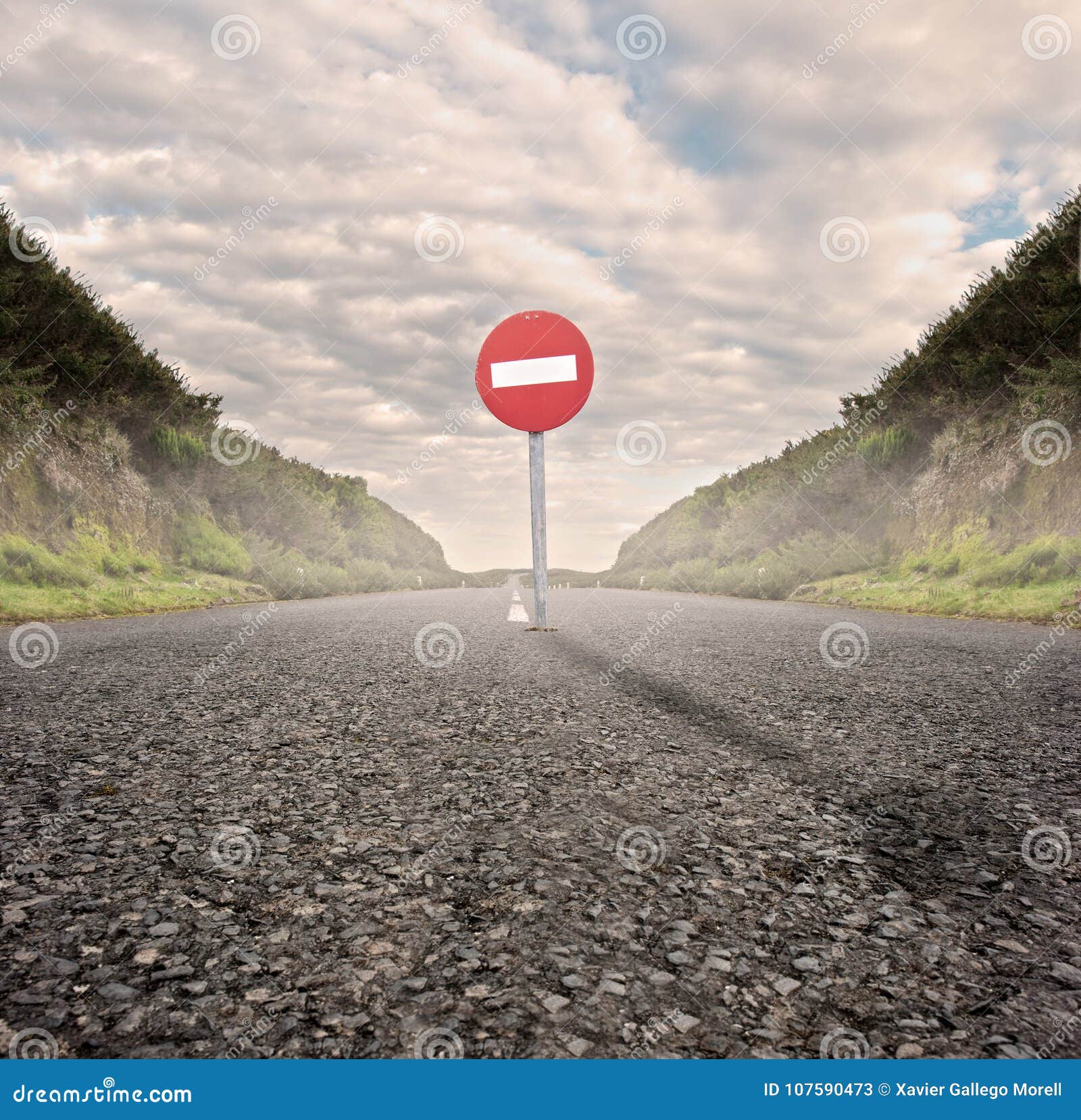 Red No Entry Traffic Sign On Metal Pole. Road Sign Royalty-Free Stock ...