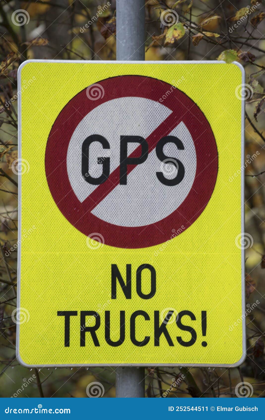 A No GPS Reception Traffic Sign Stock Image - Image of agency, global ...