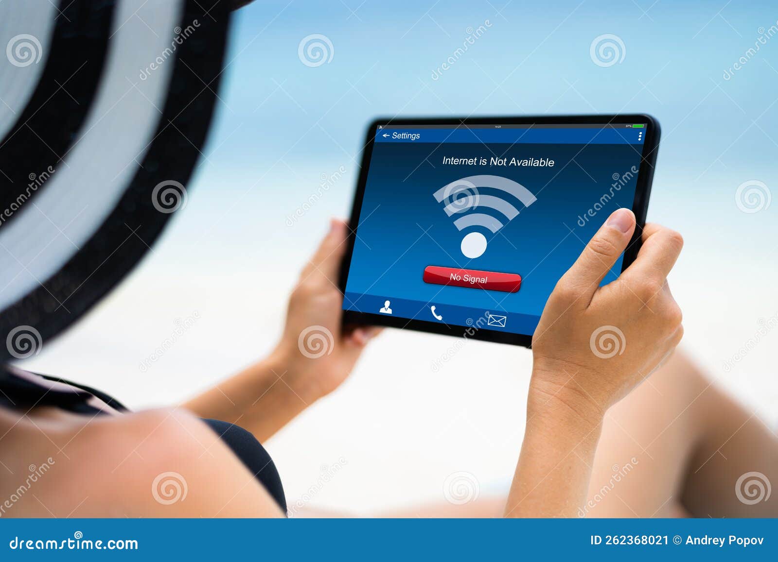 No Internet Coverage on Beach Stock Image - Image of graphic, prong ...
