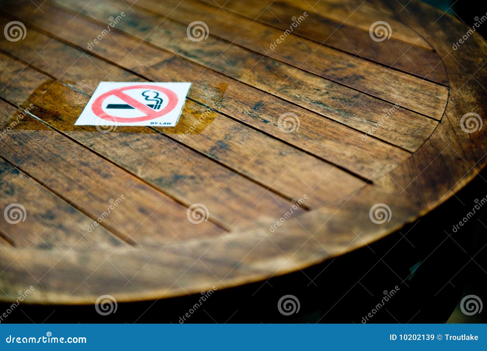 No smoking sign on table stock image. Image of heart - 10202139