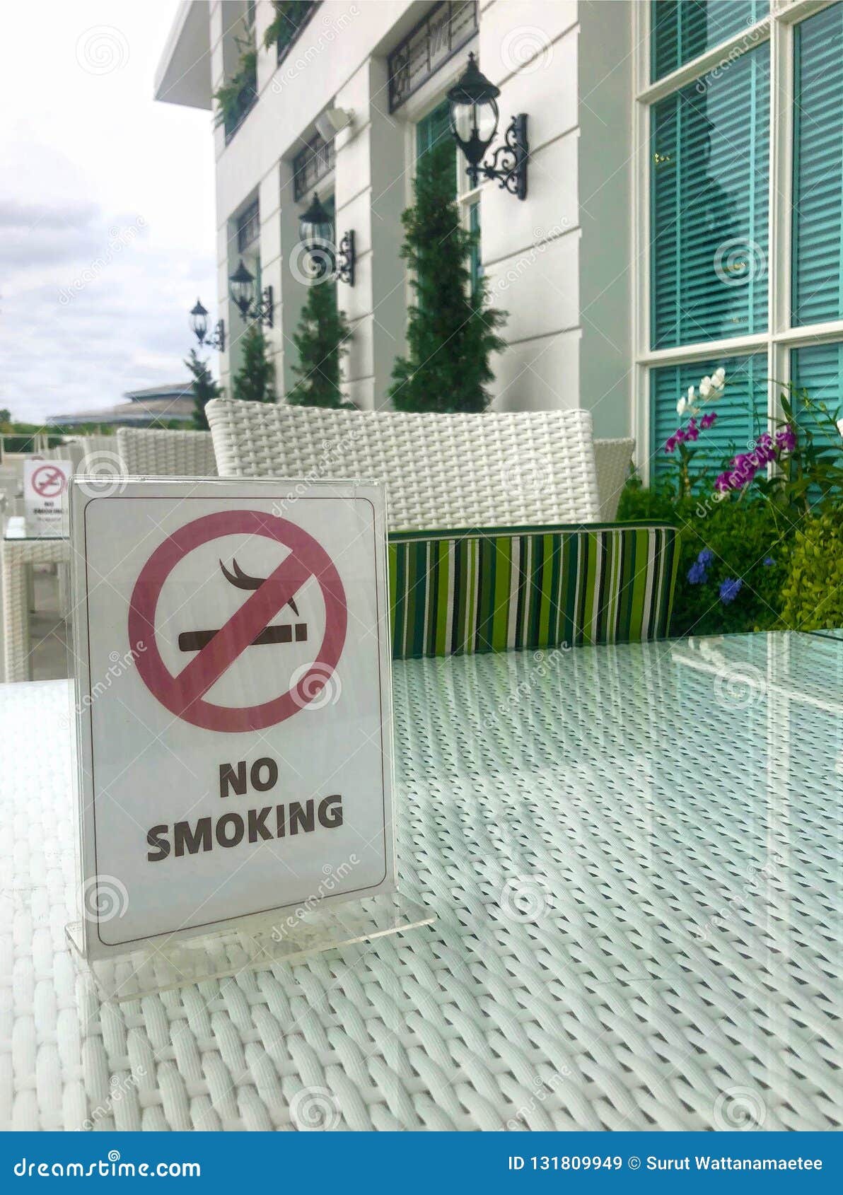 No Smoking Sign on the Table Stock Image - Image of close, healthy ...