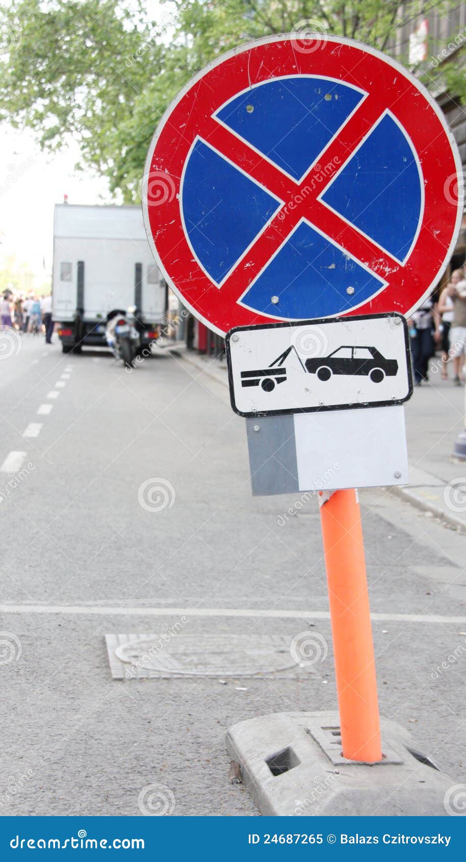 No stopping or standing stock image. Image of blue, safety - 24687265