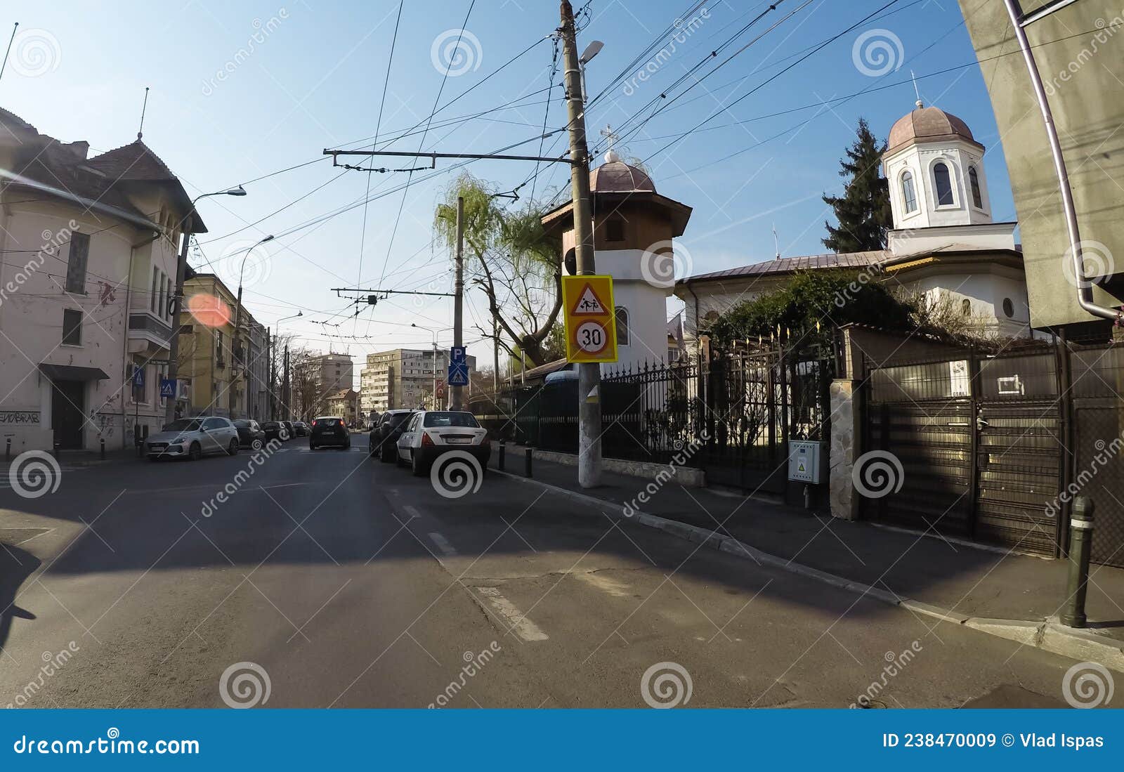 No Traffic Jam, No Pollution, Empty Streets in Downtown Bucharest ...
