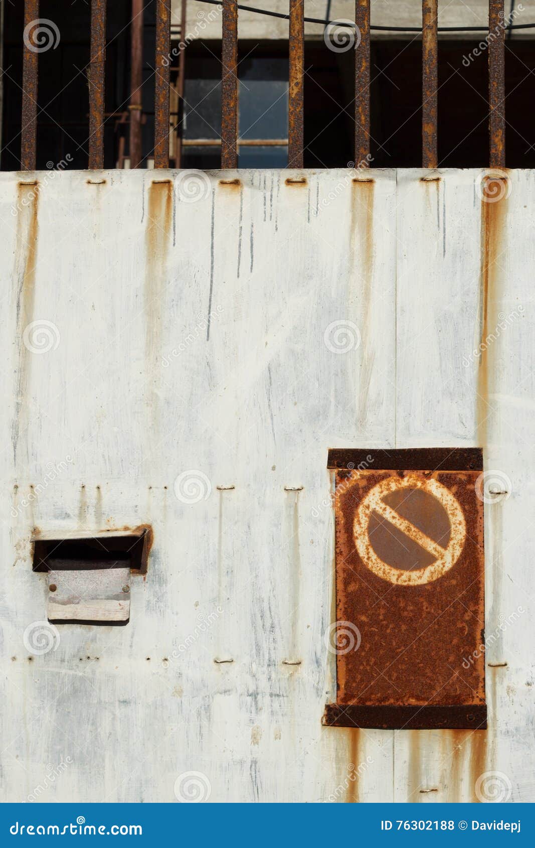 No trespassing rusty gate stock photo. Image of gate - 76302188