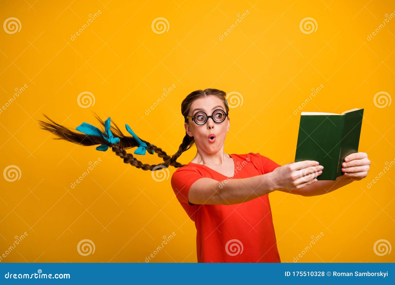 Funny Man Read Book Dating Looking For A Date Royalty Free Stock