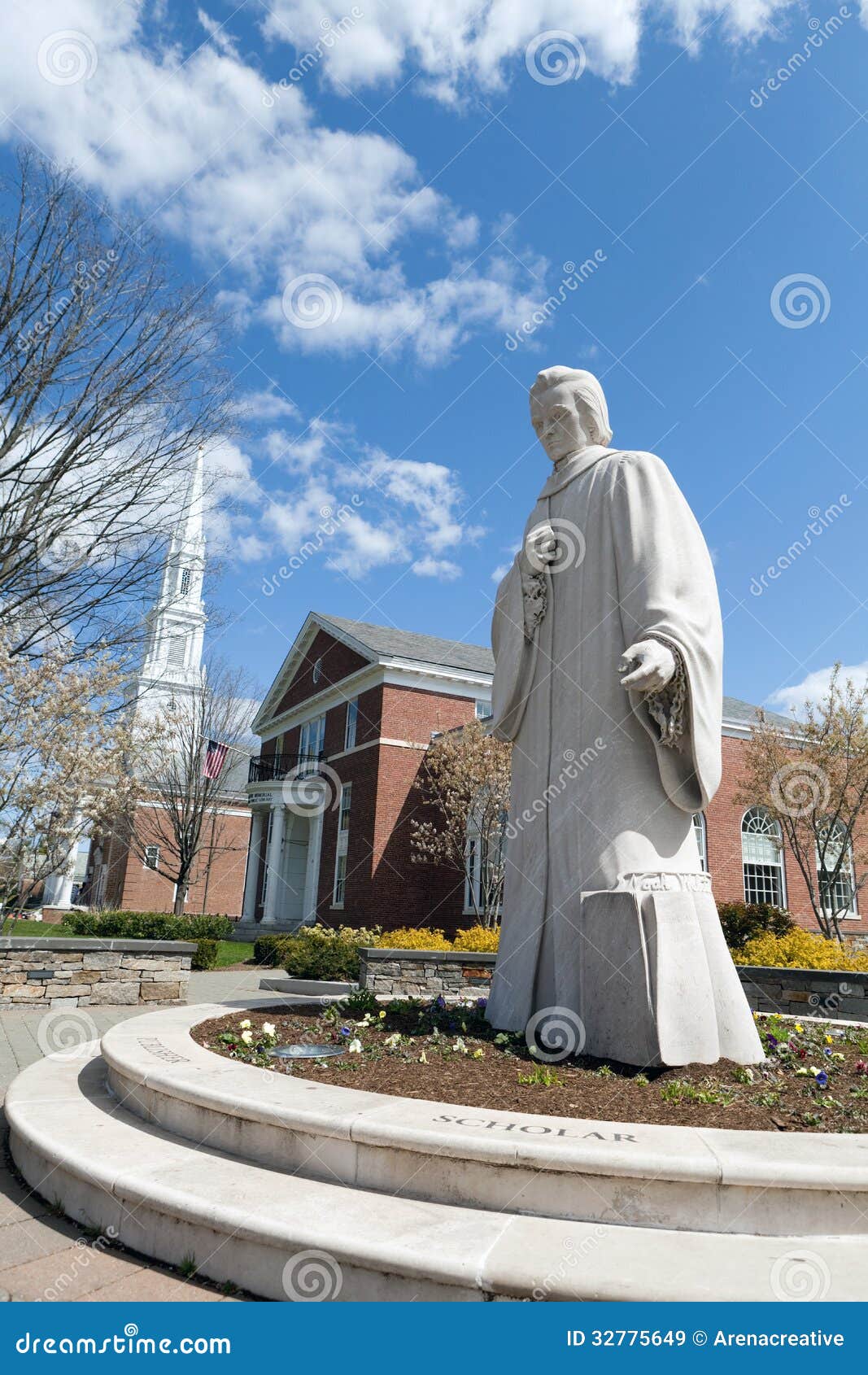 Noah Webster Statue imagen de archivo. Imagen de biblioteca - 32775649