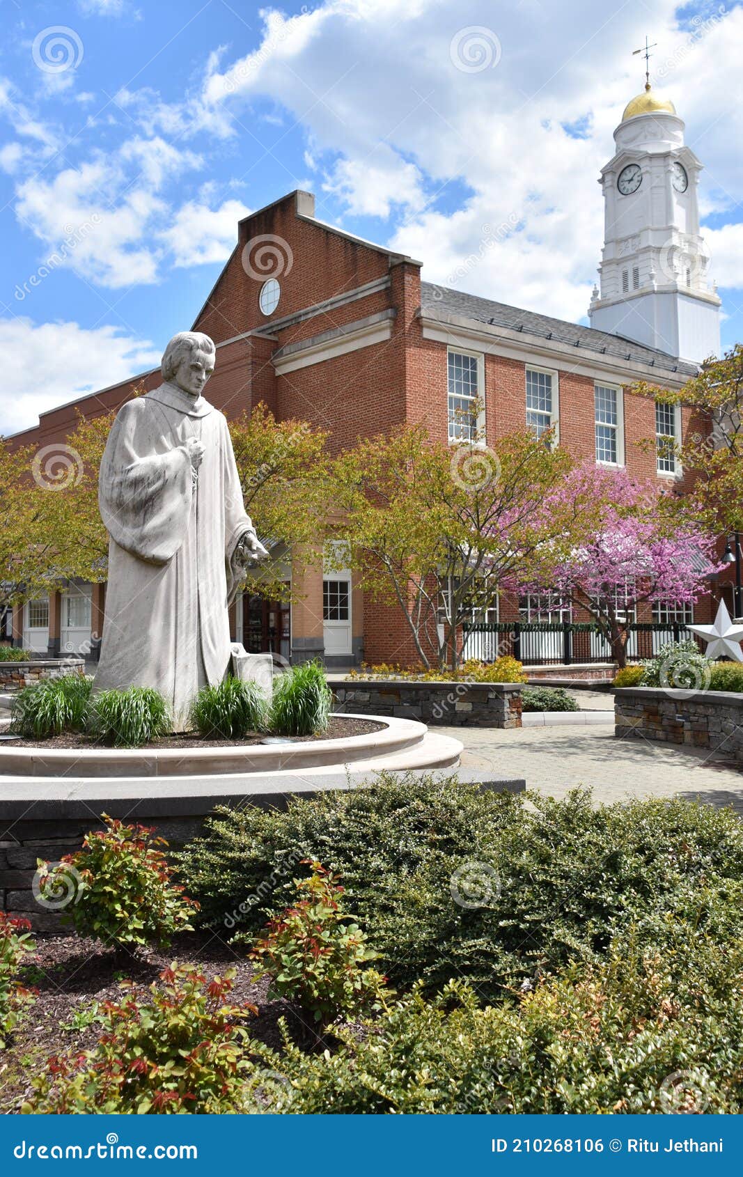 Noah Webster Statue in West Hartford, Connecticut Editorial Photo ...