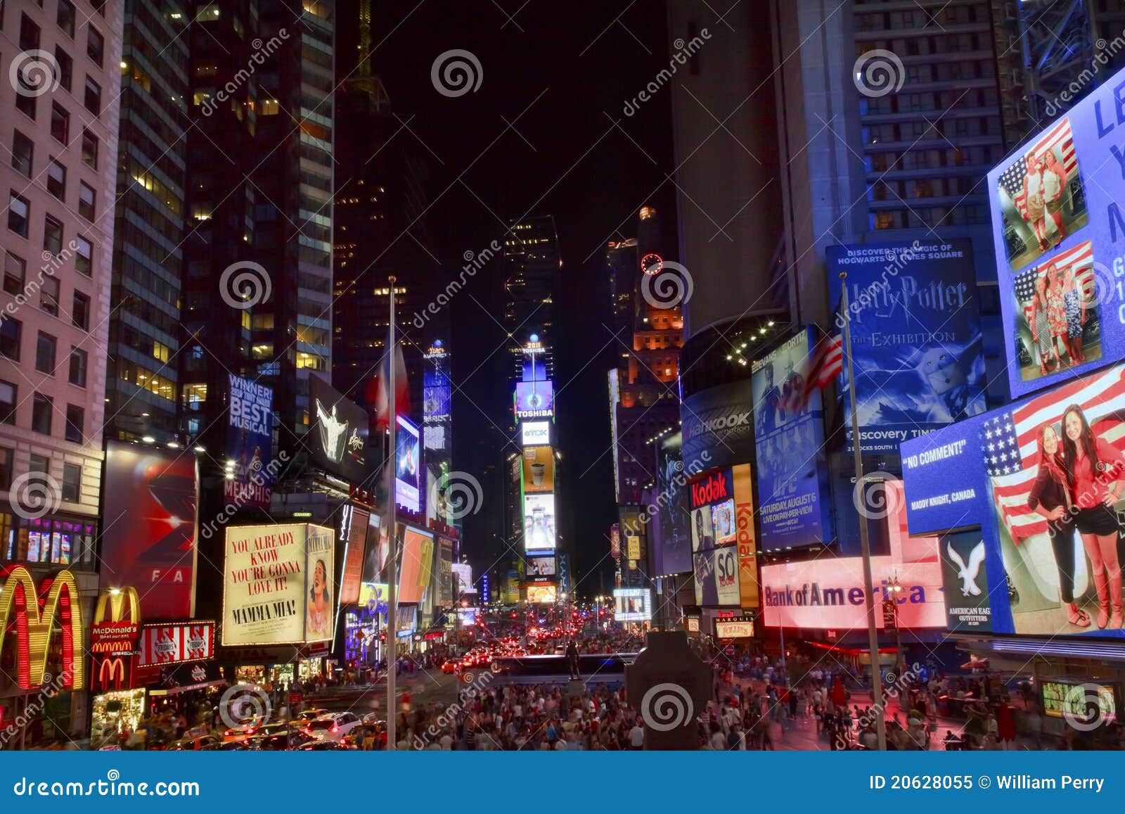 Noite De New York City Do Times Square Imagem Editorial - Imagem de ...
