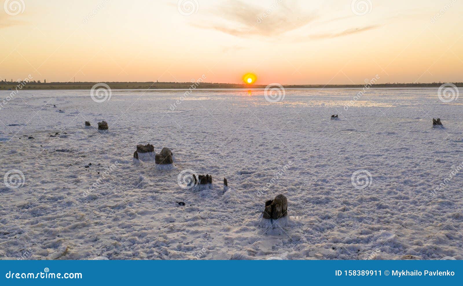 Noite, No Lago Salgado De Solonets-Tuzla Imagem de Stock - Imagem de ...