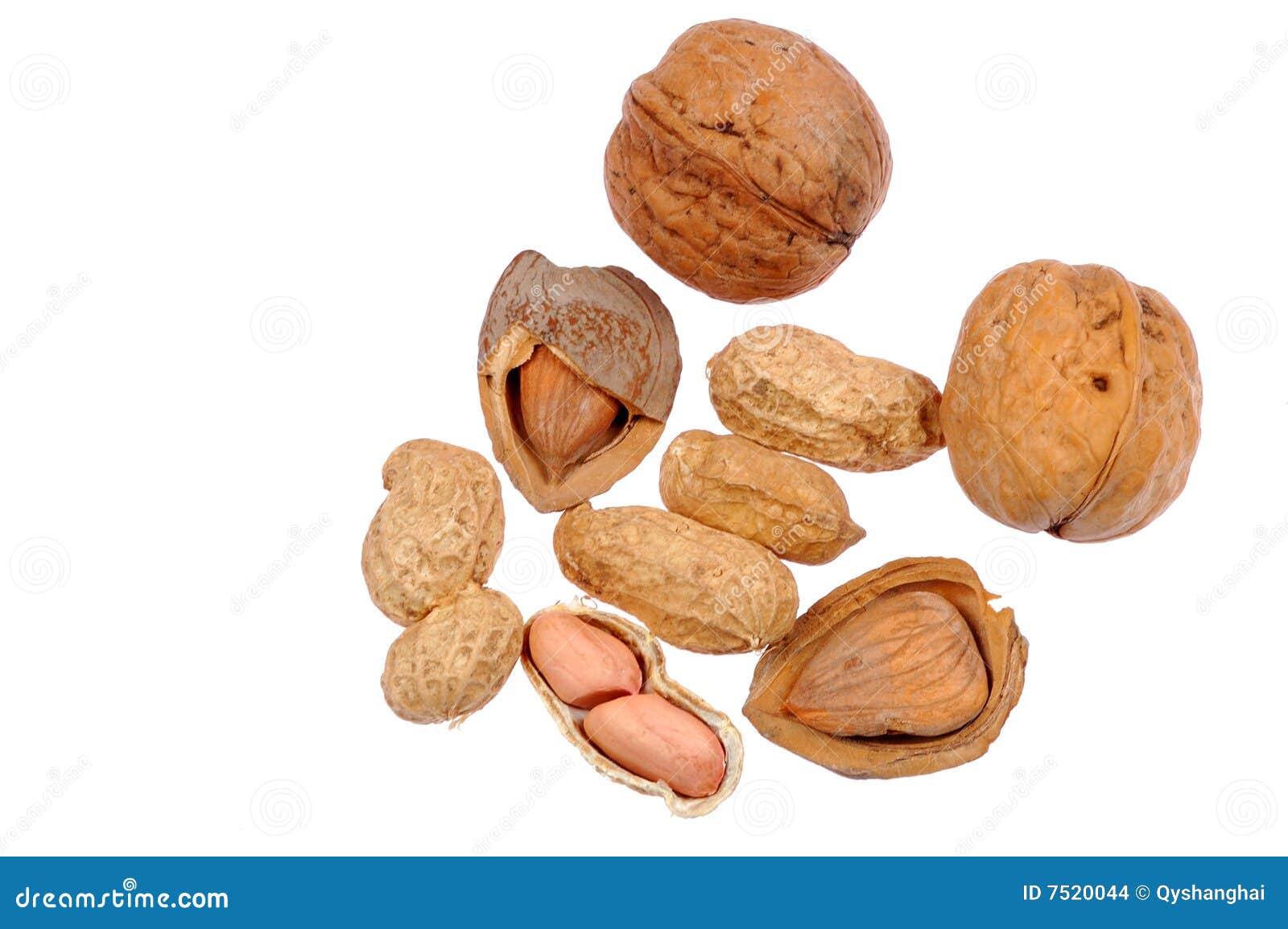Noix, amande, arachide photo stock. Image du peau, nourriture - 7520044
