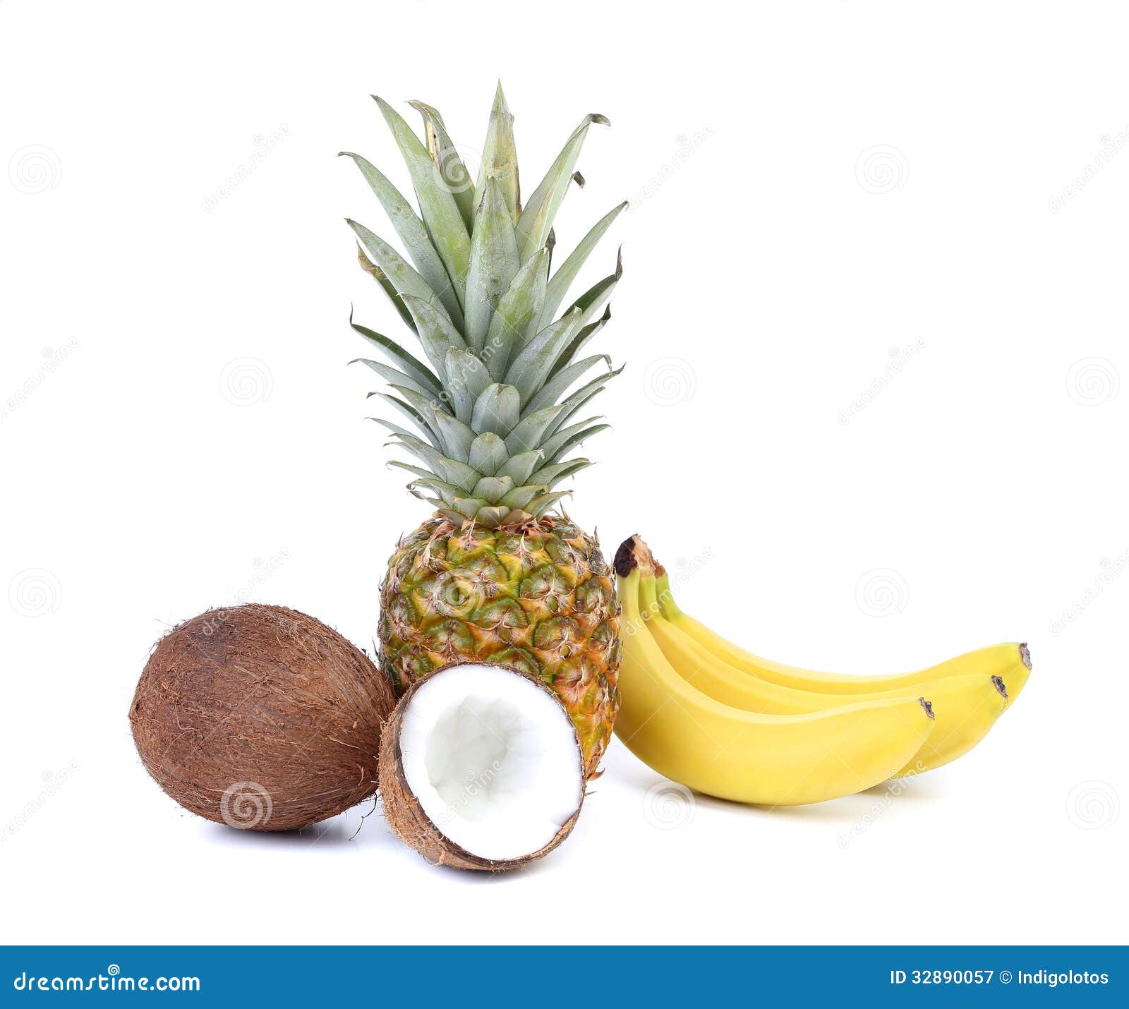 Noix De Coco, Banane Et Ananas. Image stock - Image du mangeable ...