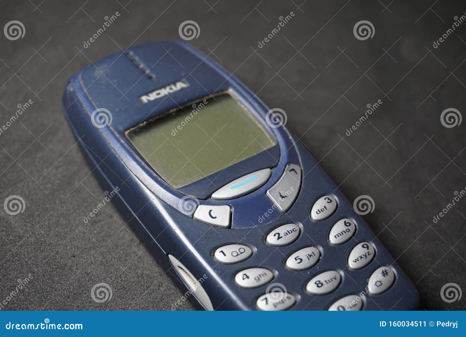 Nokia mobile editorial photo. Image of vintage, mobile - 160034511