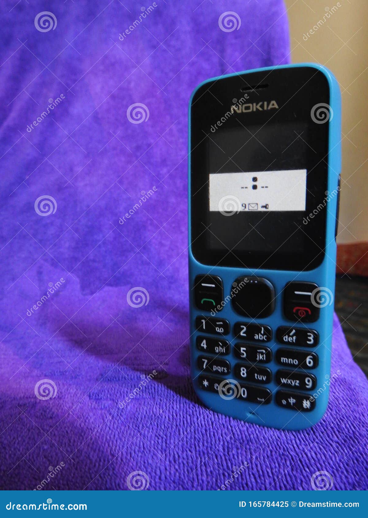 Nokia Model 101 editorial image. Image of phone, smart - 165784425