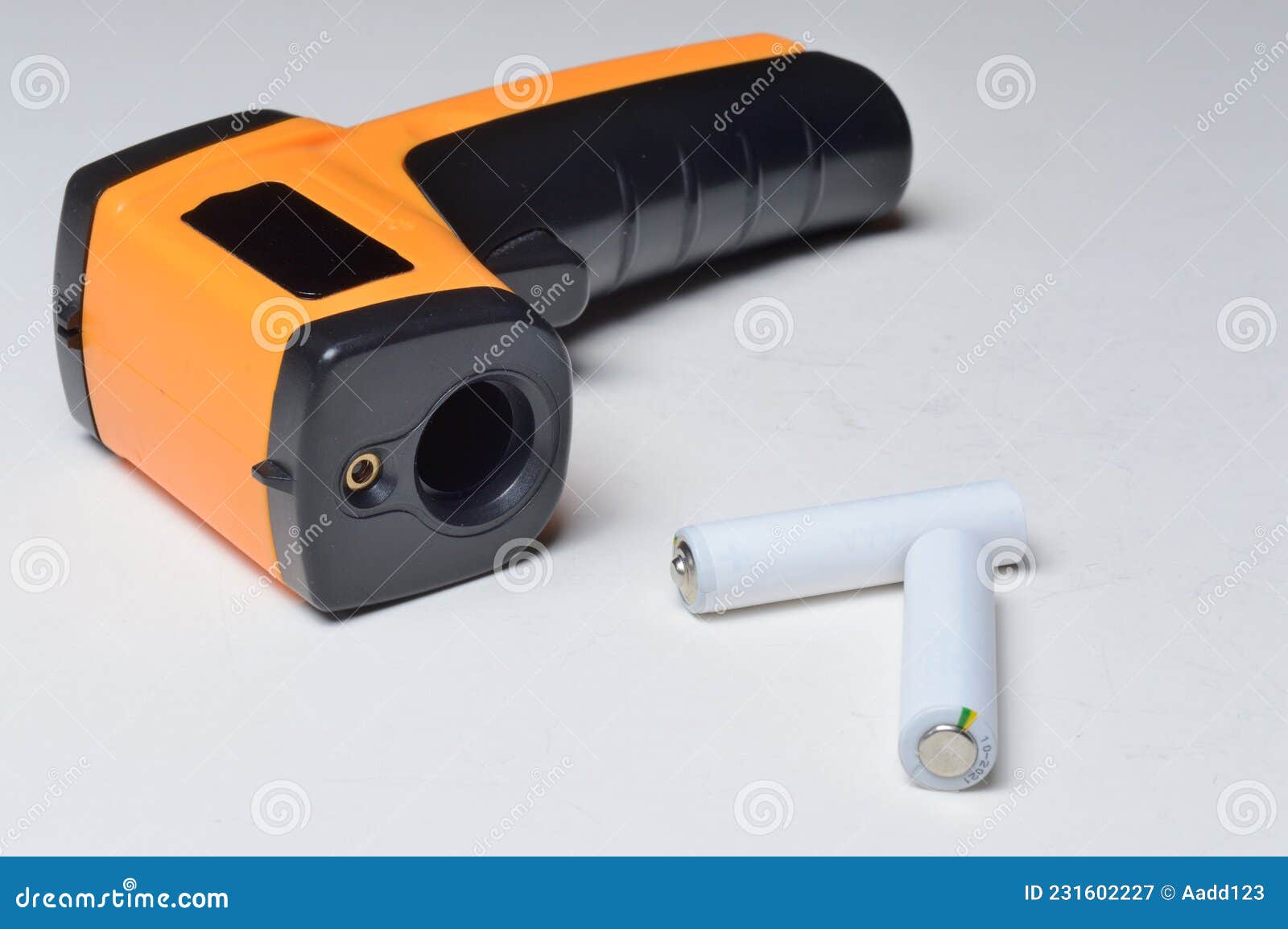 Non-contact Handheld Pyrometer Thermometer, Yellow. and Batteries for ...