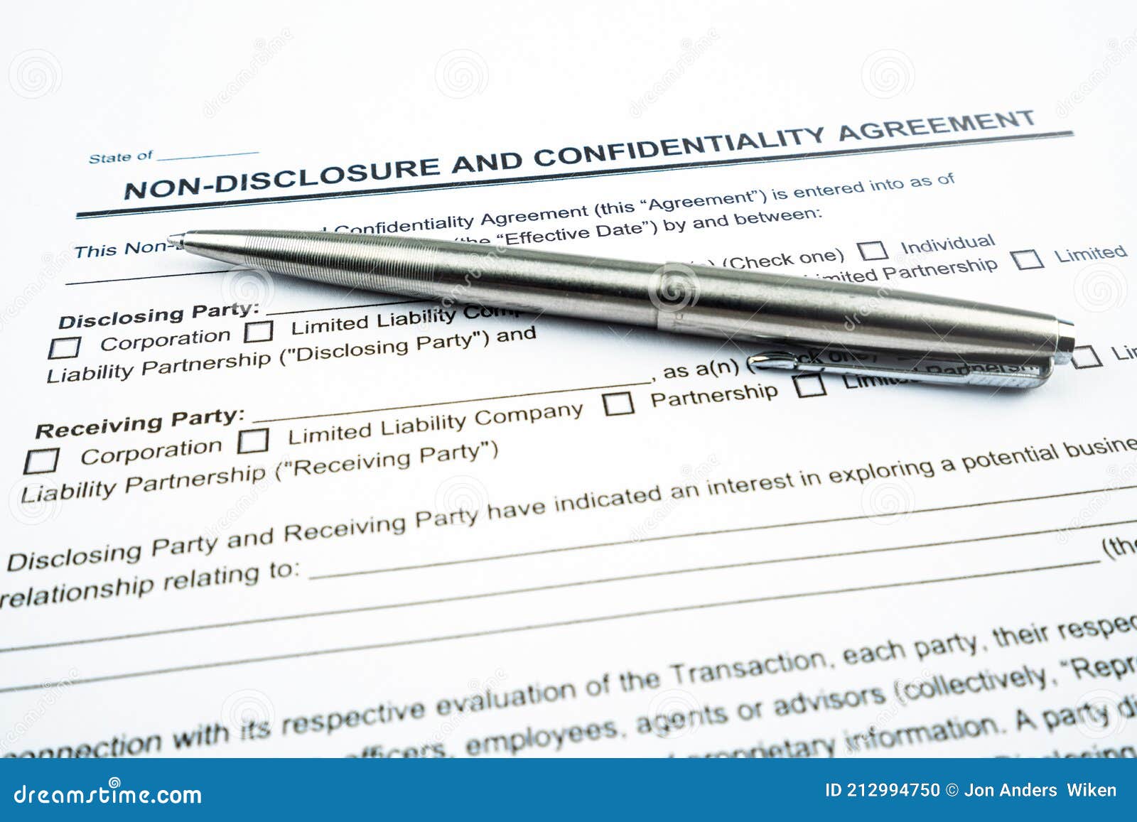 Non Disclosure and Confidentiality Agreement Form Stock Photo - Image ...