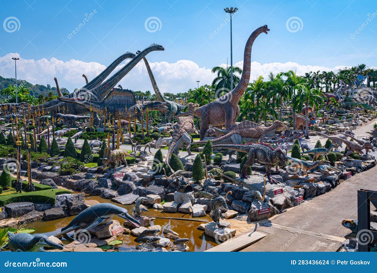 Nong Nooch Tropical Botanical Garden Stock Photo - Image of plant, tree ...