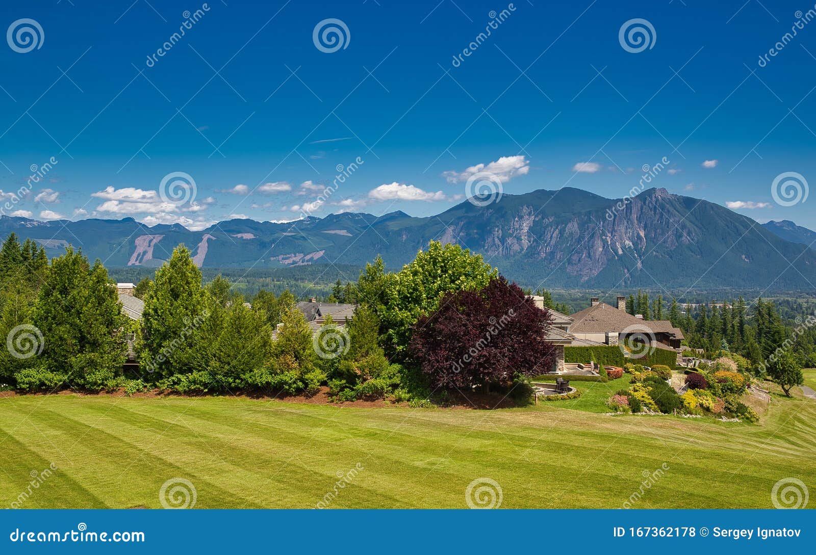 Snoqualmie Ridge stock photo. Image of glacier, artist - 167362178