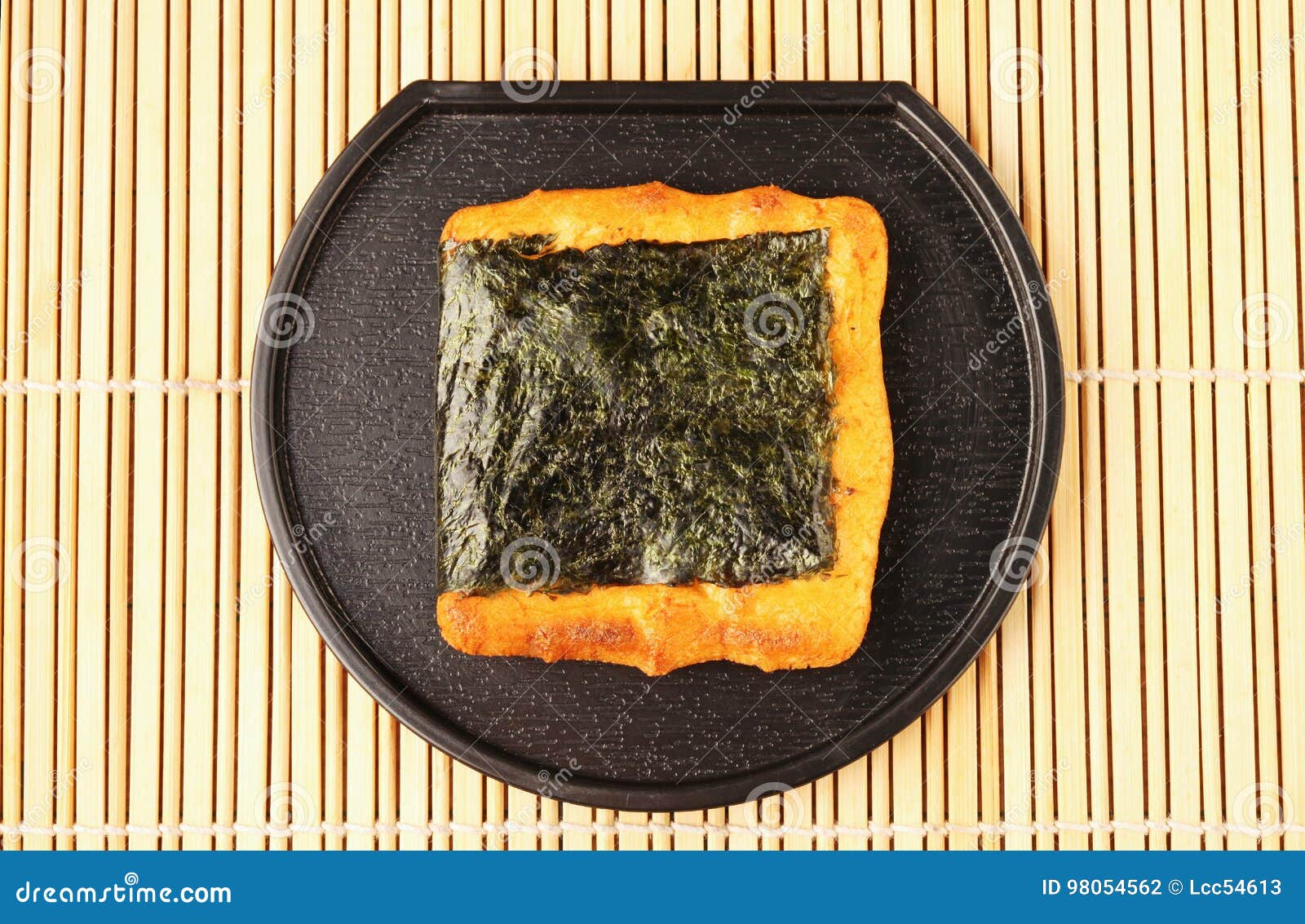 Norimaki-senbei stockfoto. Bild von plätzchen, kräcker - 98054562