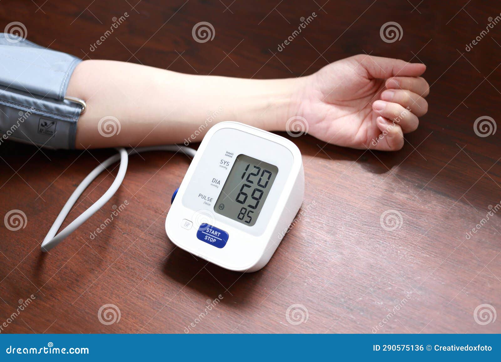 Normal blood pressure stock photo. Image of health, healthy - 290575136
