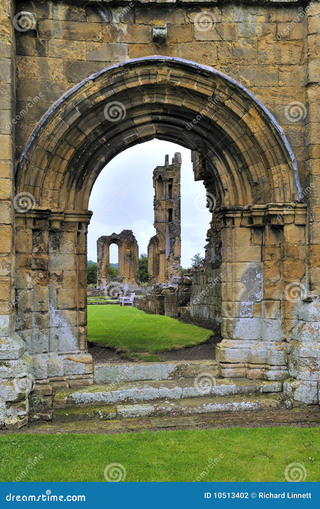 Norman Arch at Bylands Abbey Ruin Stock Photo - Image of arch, 12th ...