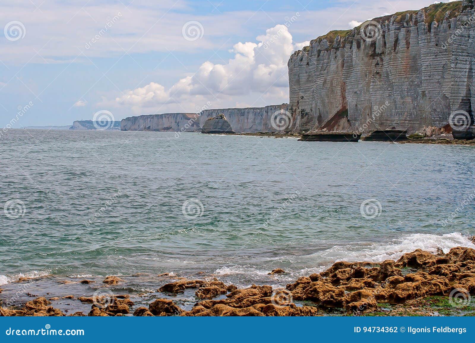 Normandy limestone cliffs stock photo. Image of chasm - 94734362