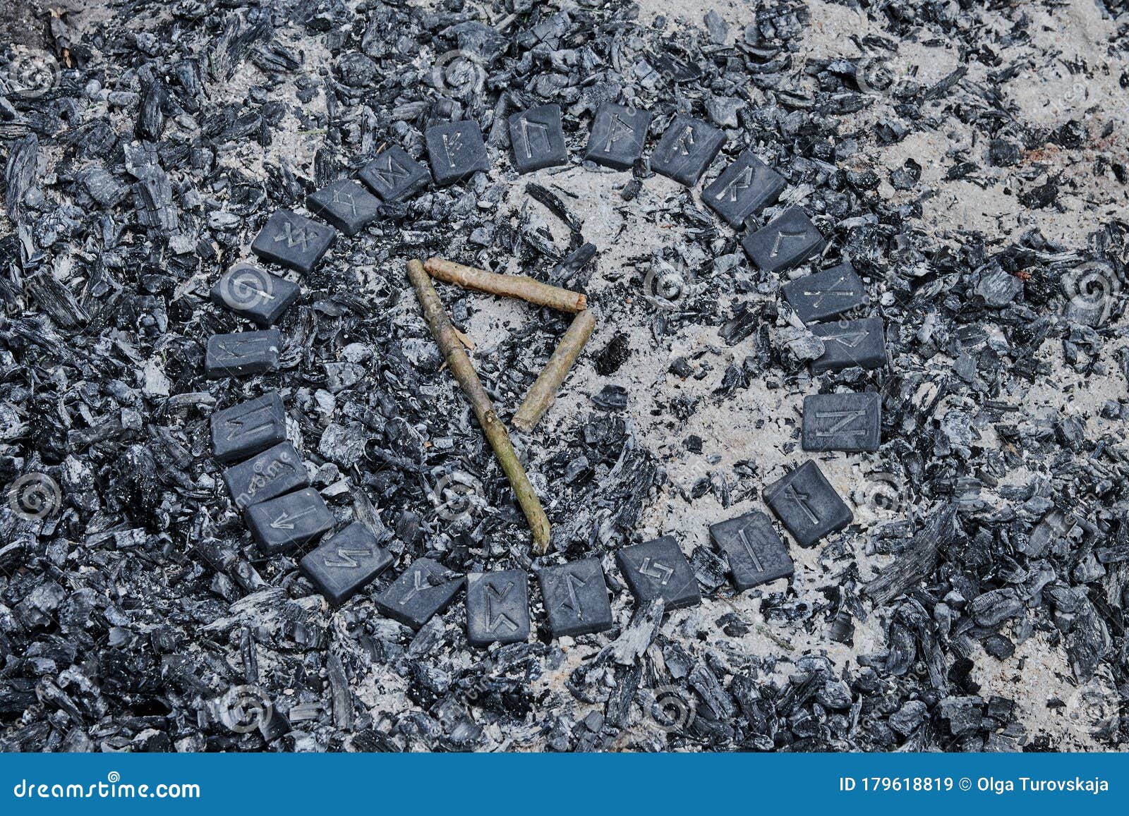 Circle Of 24 Norse Runes Stones With Viking Amulet Inside On Ashes ...